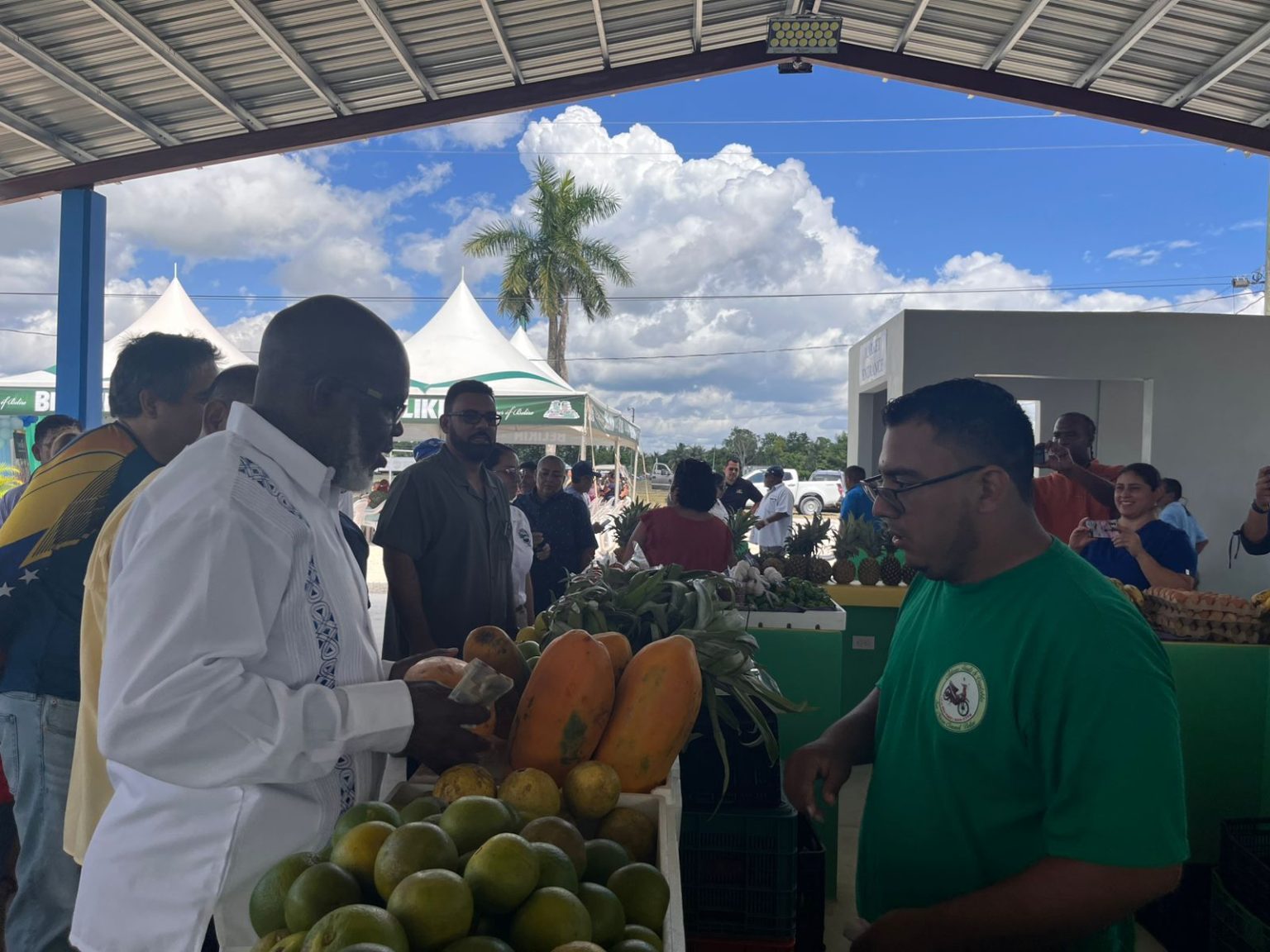 San Narciso Village Inaugurates First-Ever Community Market | BTB